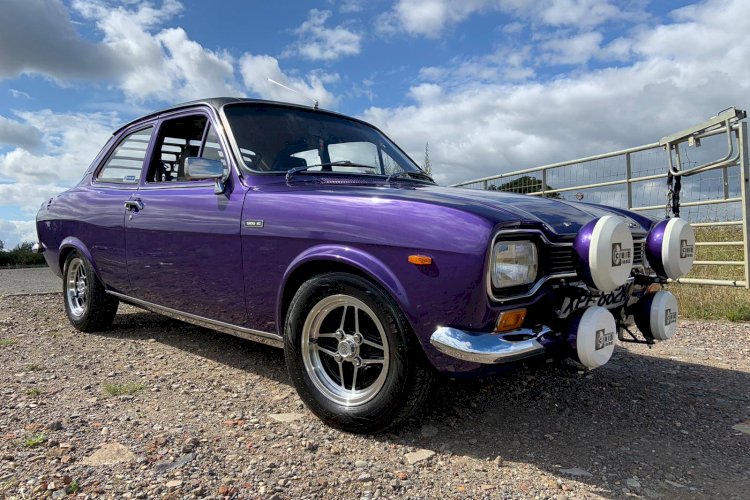Nick Heer - 1973 Ford Escort 1300e Mk1 - Stance Auto Magazine