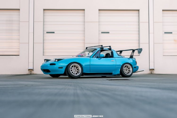 Rafael Acosta - Mazda Miata 1991 - Stance Auto Magazine