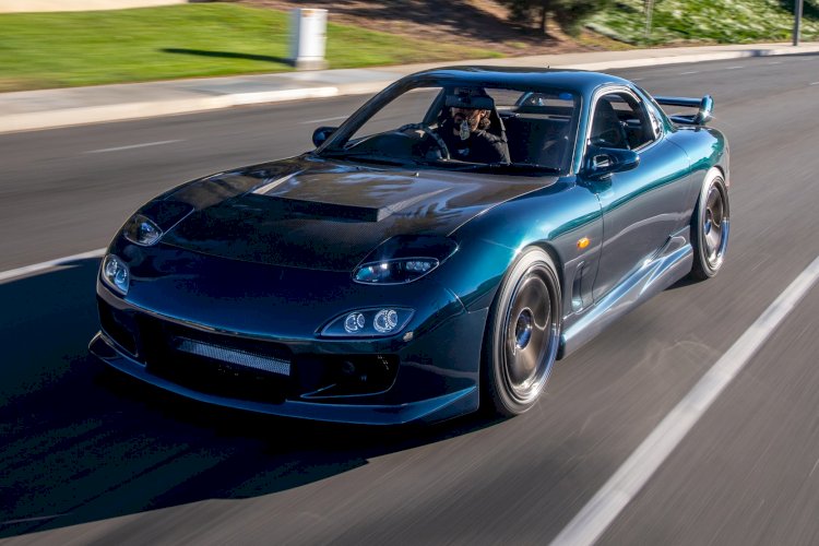 1993 Mazda RX7 - Steve Falasca - Stance Auto Magazine